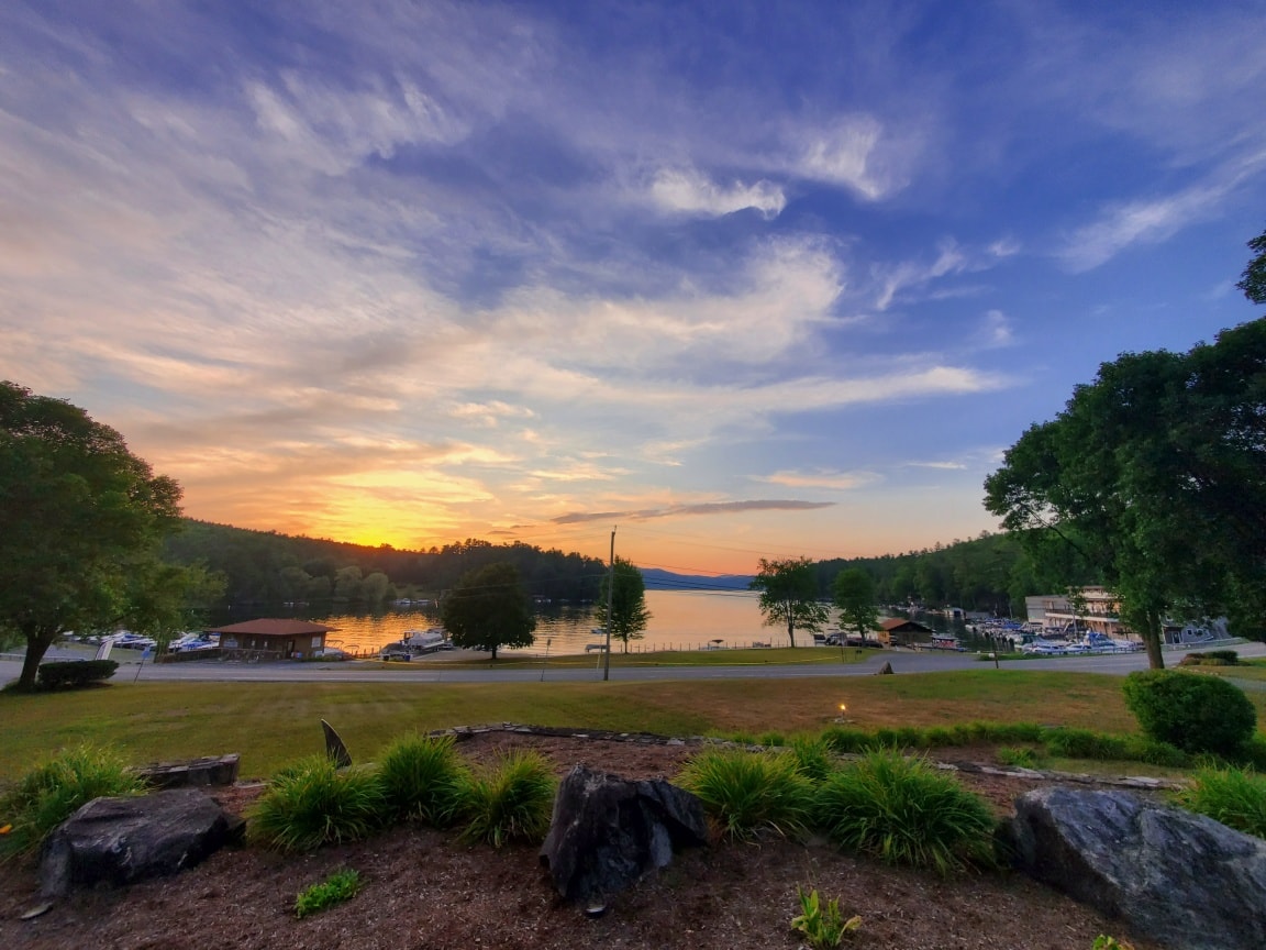 Lake George Resort Specials & Packages | Bayside Resort